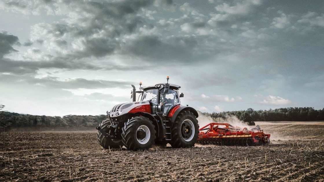 PR STEYR PLUS NEUE BAUREIHE - Case Steyr Center (Deutsch)