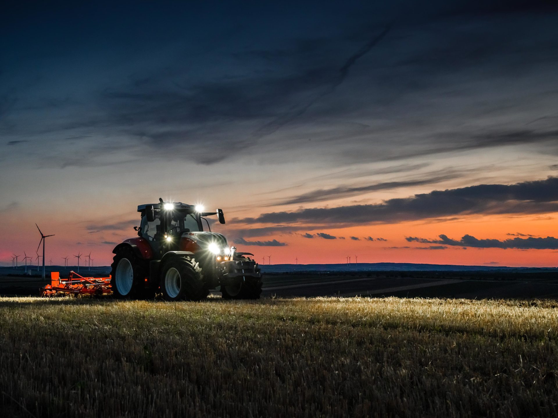 Home - Case Steyr Center (Deutsch)